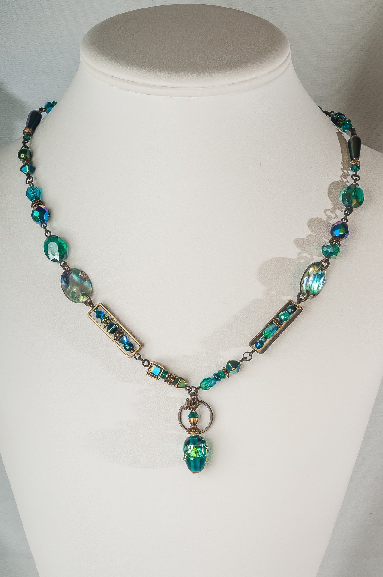 Handmade Jewelry: Shop an artisan's colorful collections! | Honica