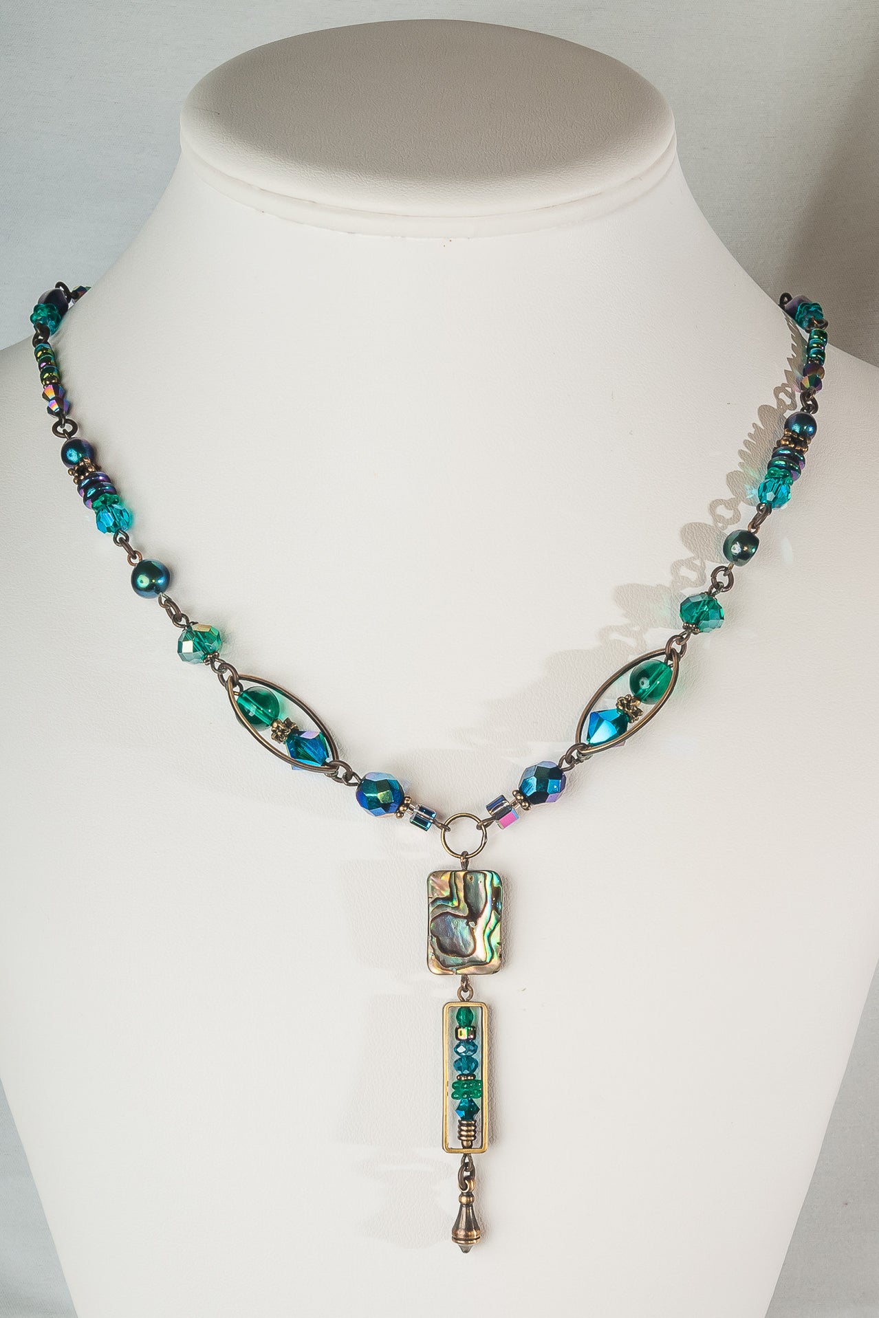 Handmade Jewelry: Shop an artisan's colorful collections! | Honica