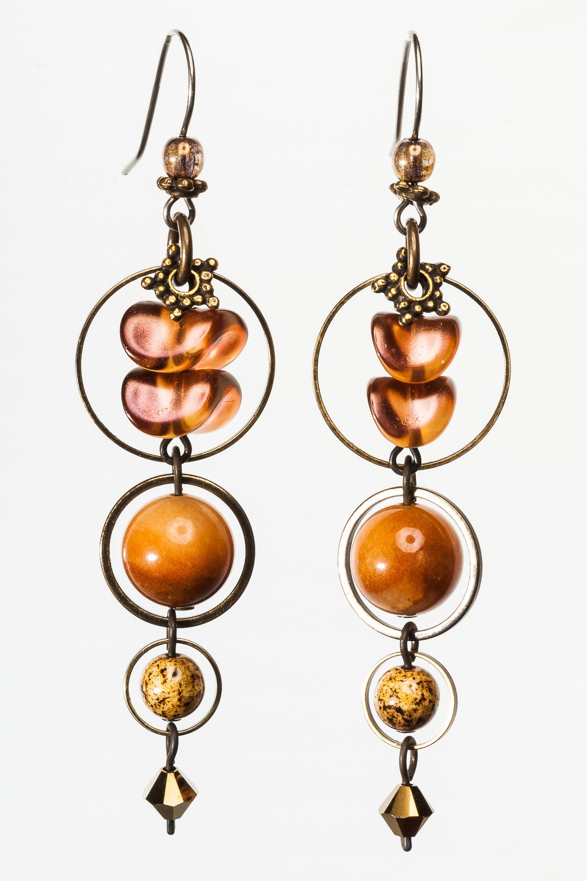 Unique jewelry | Shoreline | Gold, chocolate and a fossil by Honica!