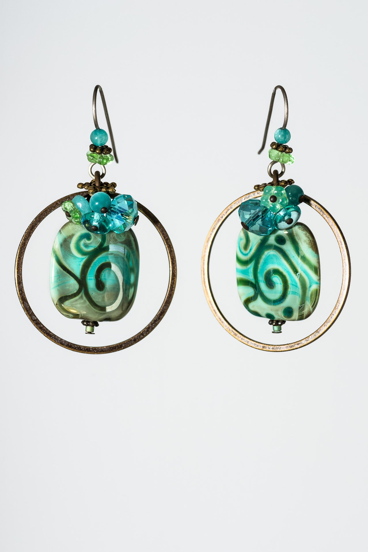 Handmade jewelry, colors like icebergs & emeralds, Solitude by Honica!